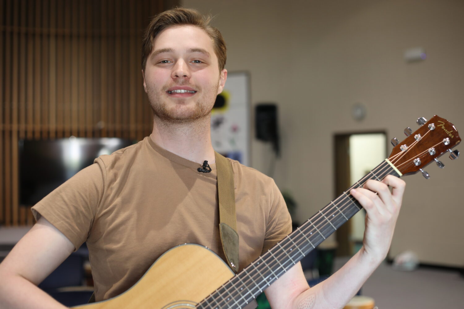 Drury University's music therapy program empowers Parkinson's clients through drumming - Drury ...