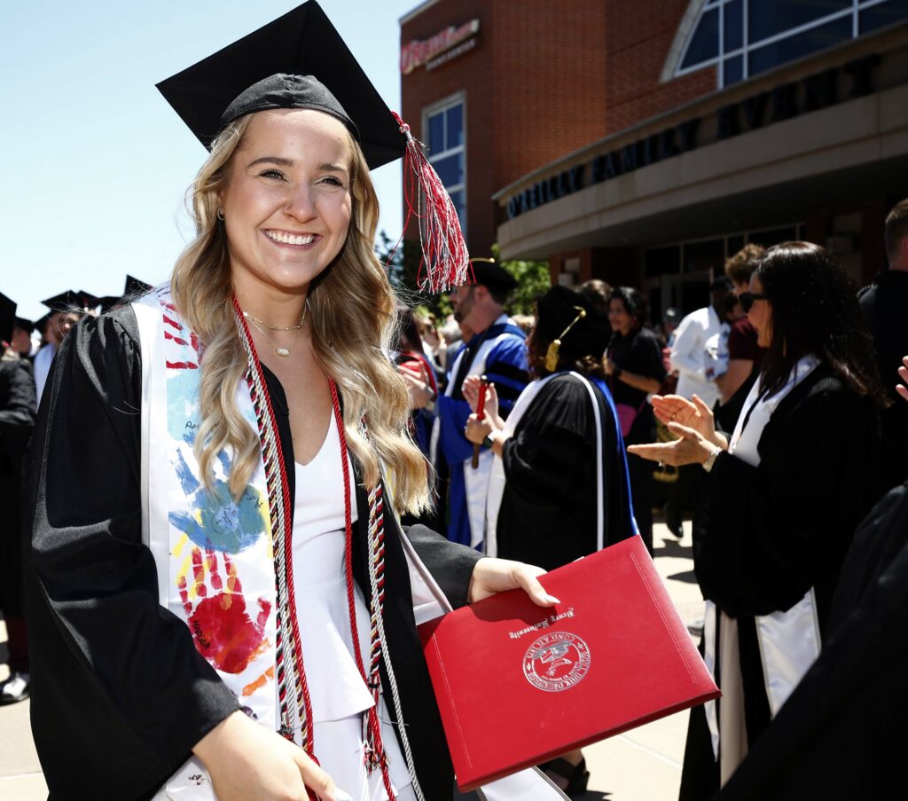 433 students graduate to conclude the celebration of Drury’s 150th year ...